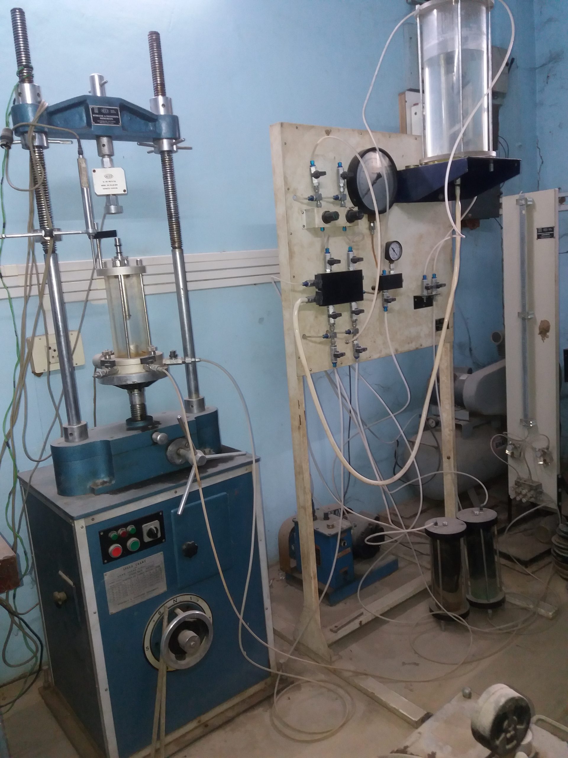 Laboratories - Department of Civil Engineering